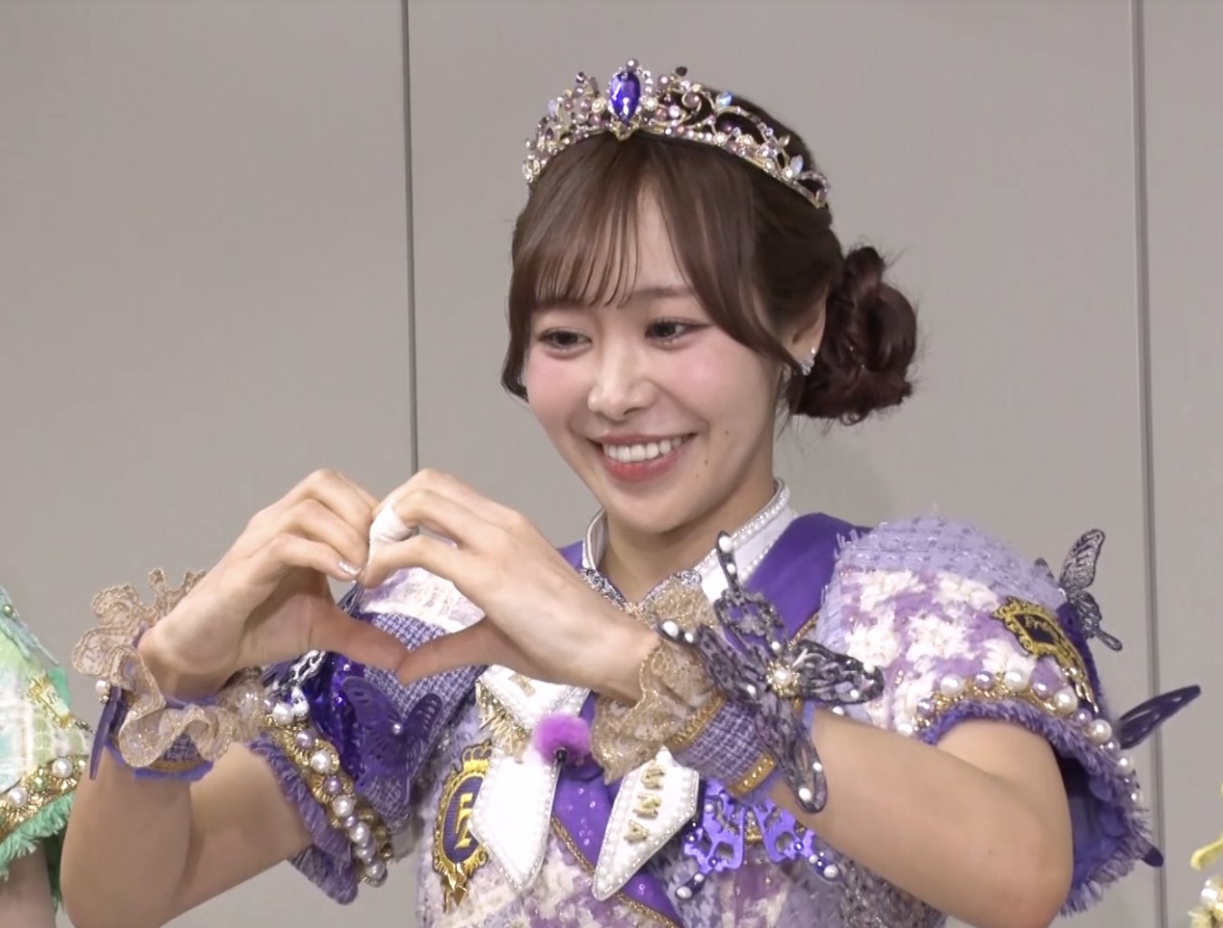 【写真・画像】「ワードチョイスが…」FRUITS ZIPPER 仲川瑠夏の珍行動にメンバー「大丈夫？」と苦笑…自由奔放なパフォーマンスに「何やってるのw」 4枚目 | バラエティ ...